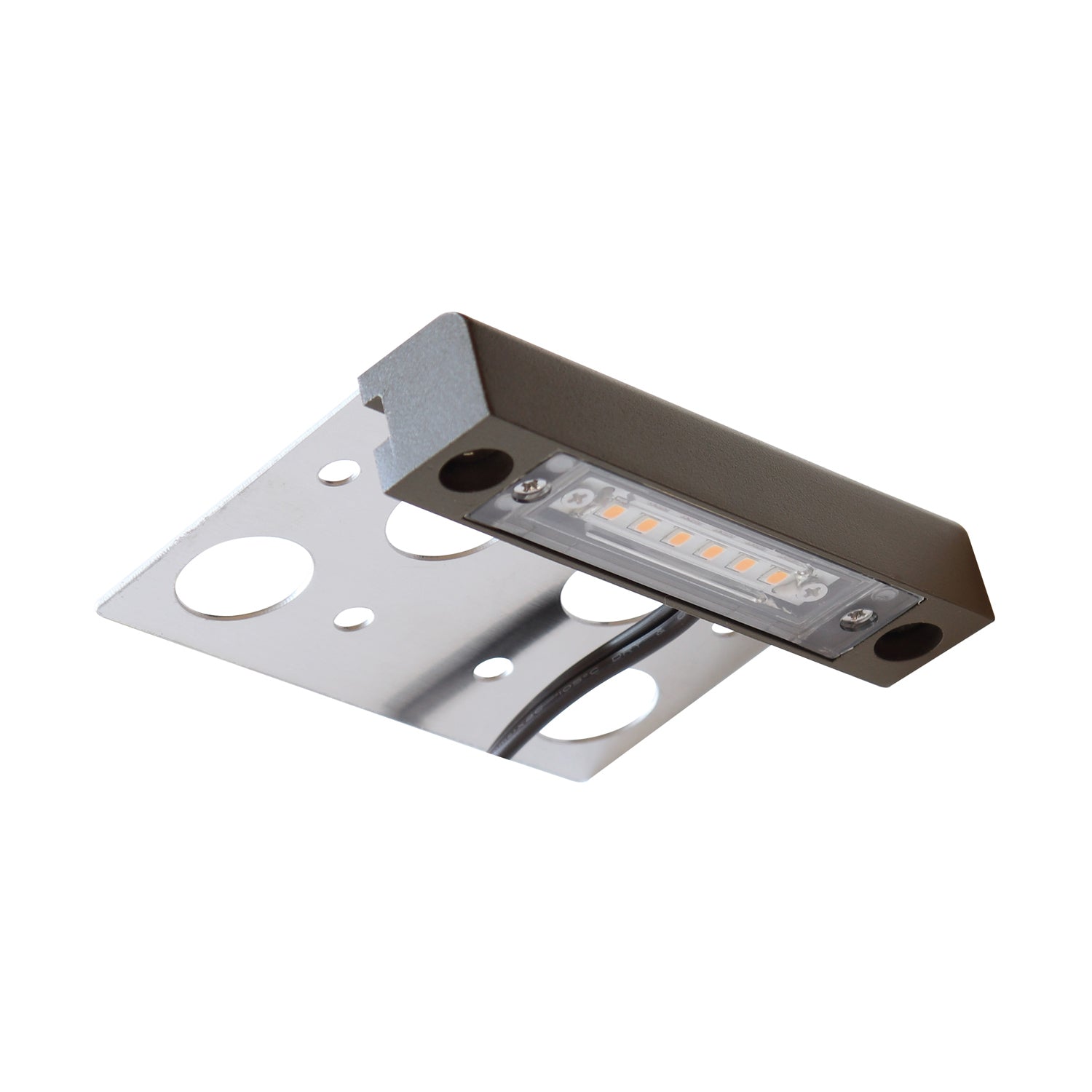 Quarra PRO Hardscape Wall LED Landscape Light – Structure & Tree